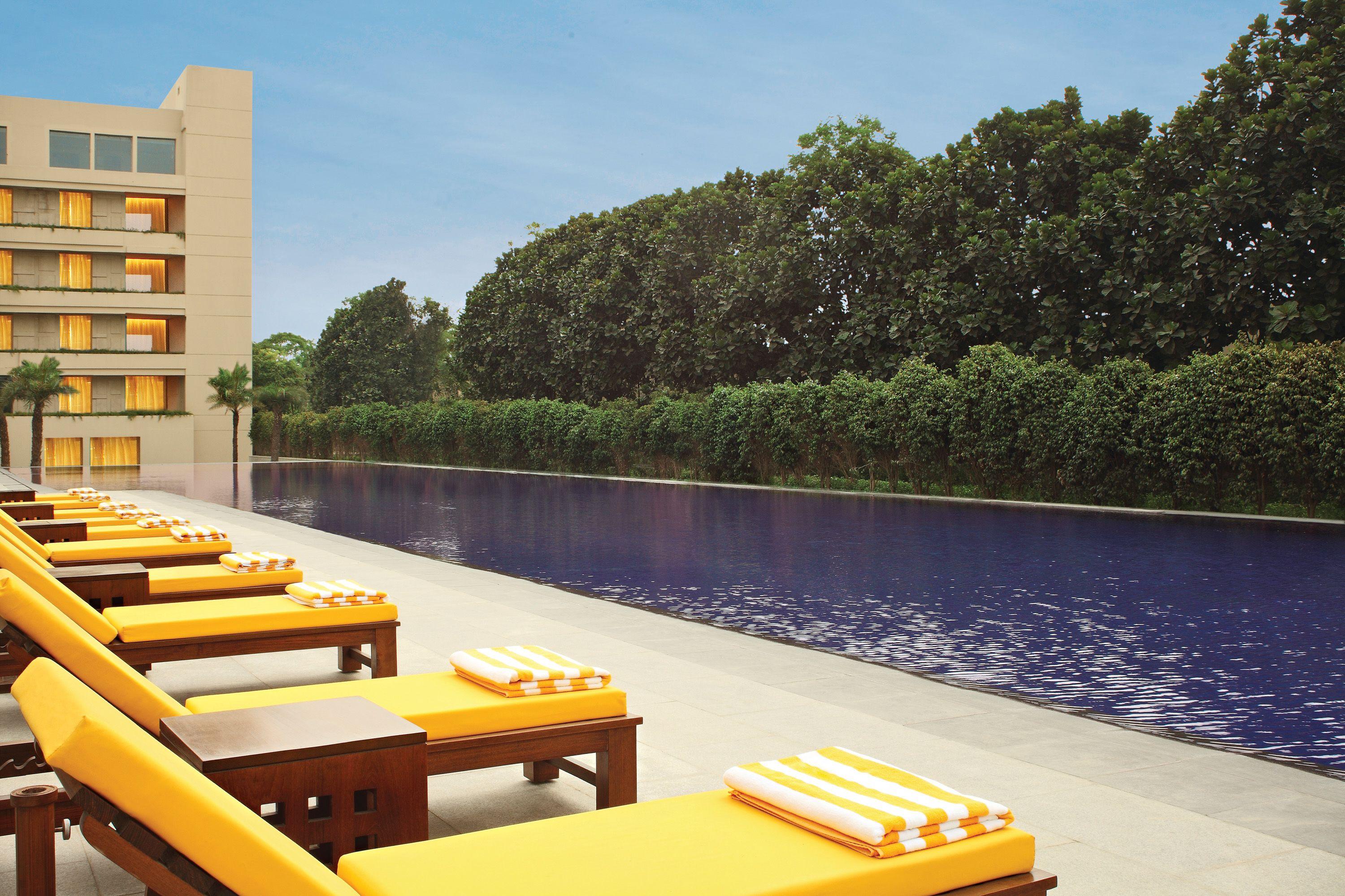 HOTEL OBEROI GURGAON | ⋆⋆⋆⋆⋆ | INDIA | SEASON DEALS FROM $256